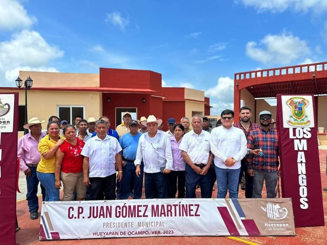 Alcalde de Hueyapan de Ocampo inaugura obra inconclusa en Los Mangos – Presencia Noticias